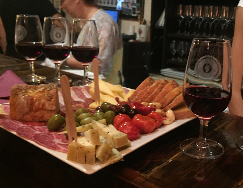 wine-flight - Free Two Roam