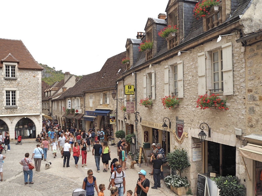 A Day in the Fairytale Village of Rocamadour - Free Two Roam
