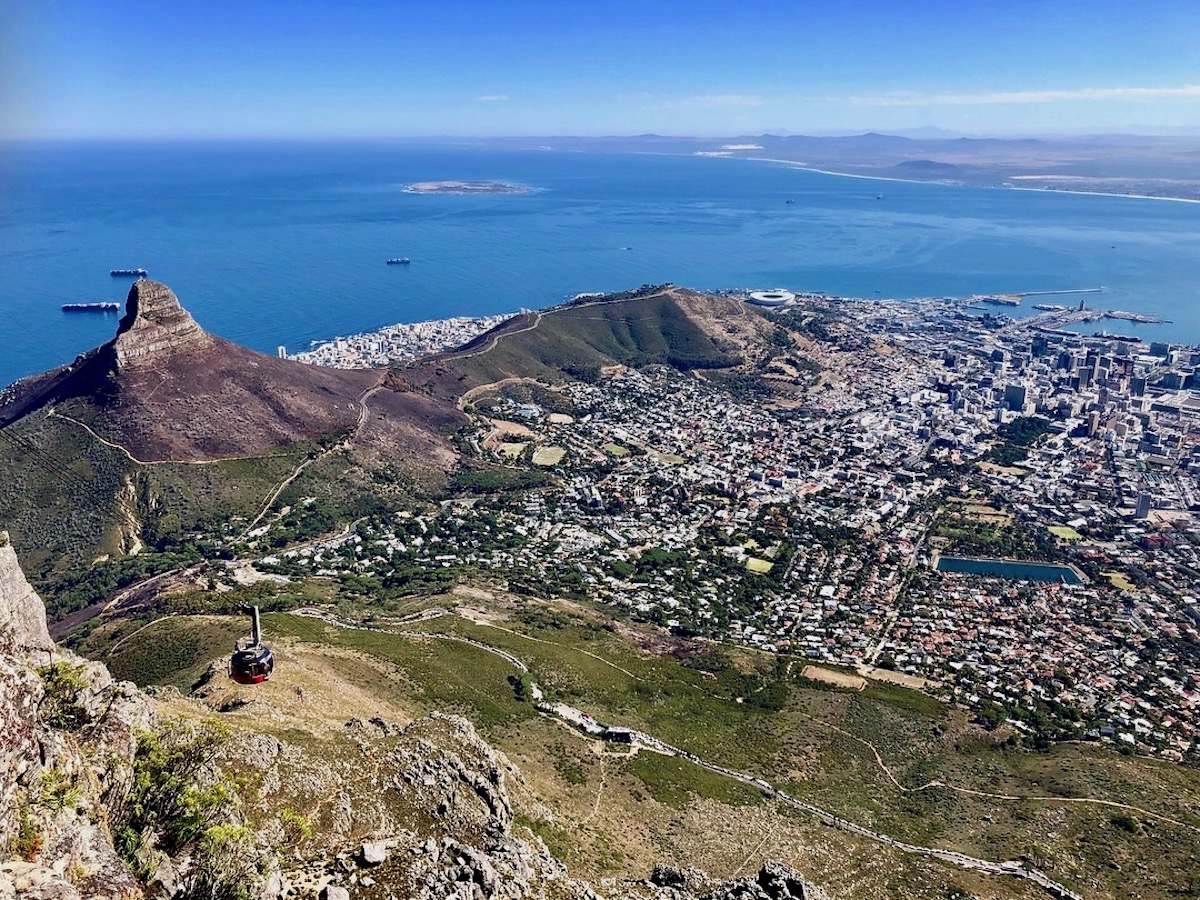 Hiking The Platteklip Gorge Route, Cape Town - Free Two Roam