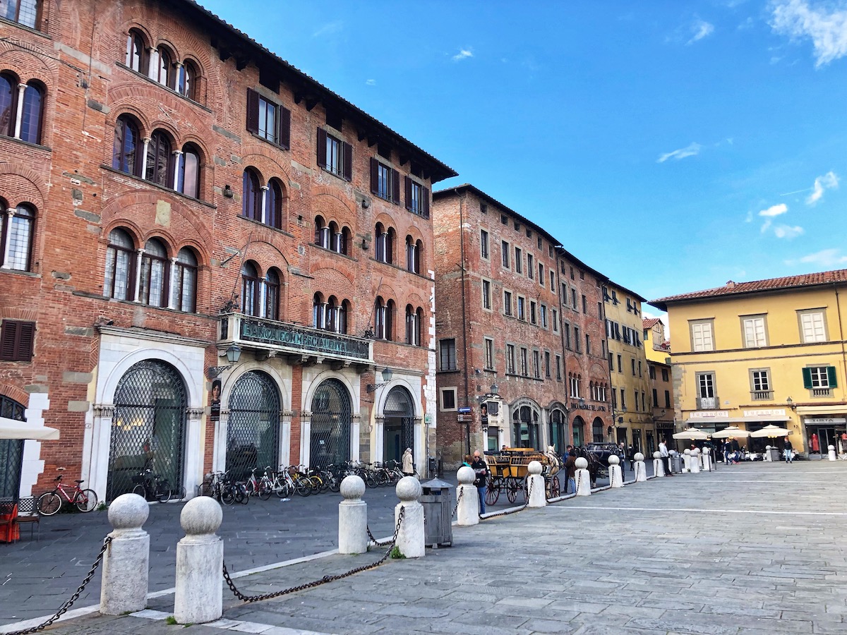 8 Reasons Why Lucca is The True Jewel of Tuscany - Free Two Roam