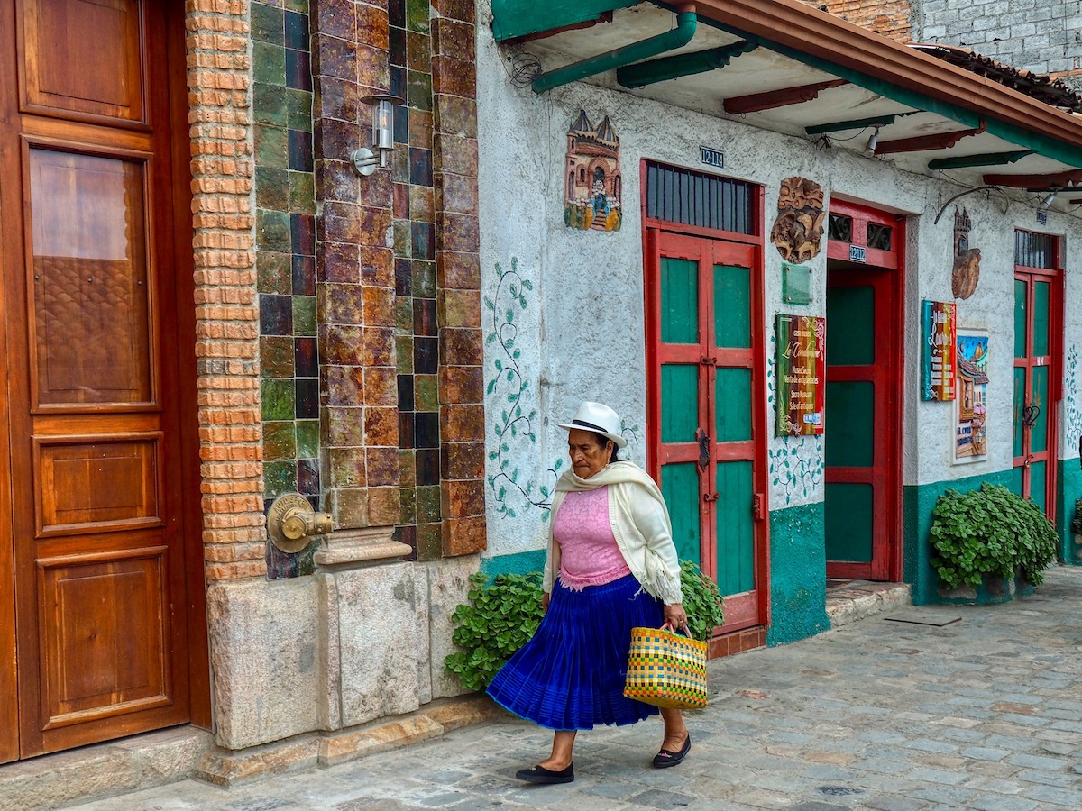 A Quick Guide to Cuenca: Ecuador’s Most Charming City - Free Two Roam
