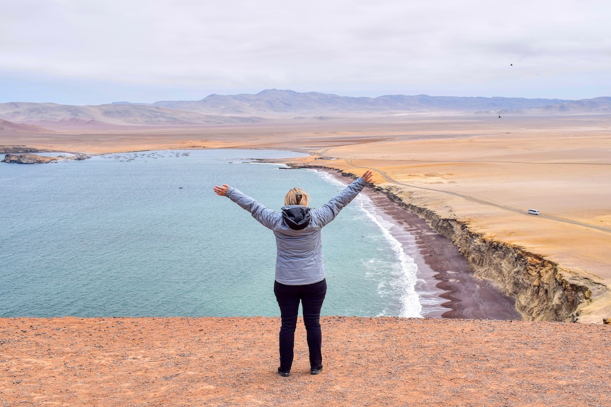 A Quick Guide to the Peruvian Seaside Town of Paracas - Free Two Roam