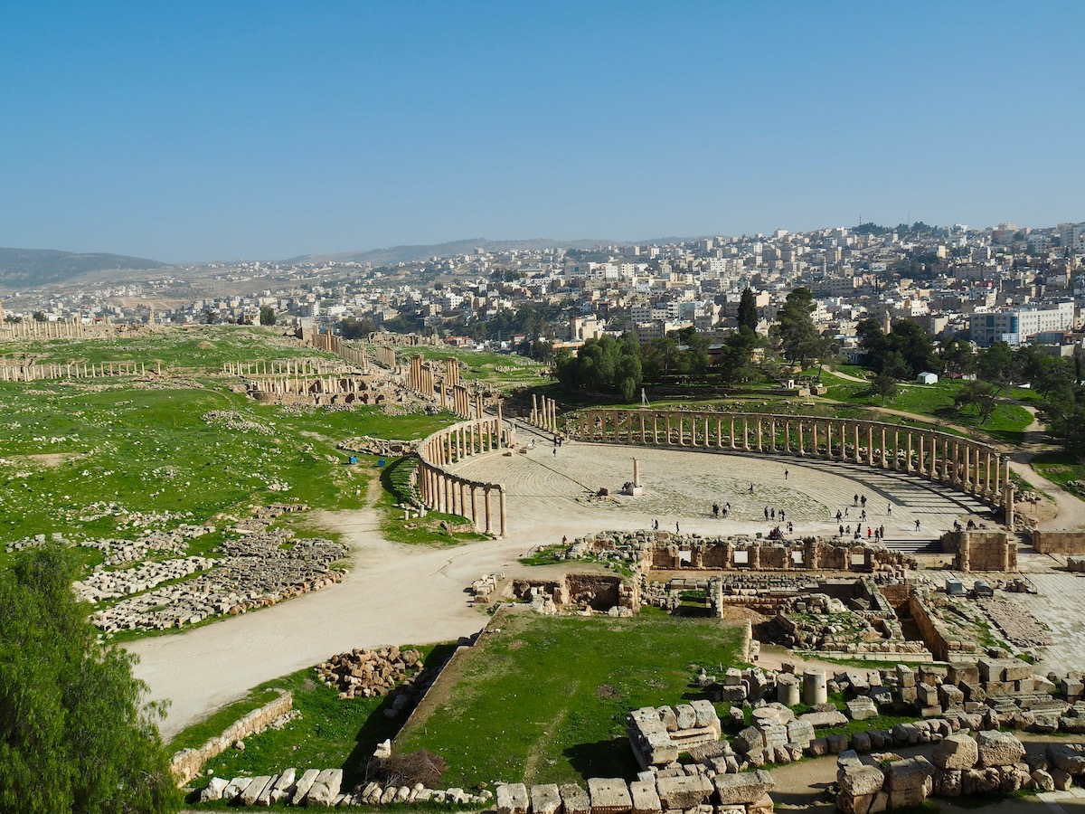 A Visit to The Ancient Ruins of Jerash, Jordan - Free Two Roam