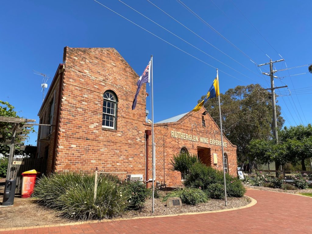 Our Three-Day Escape To Rutherglen, Victoria - Free Two Roam